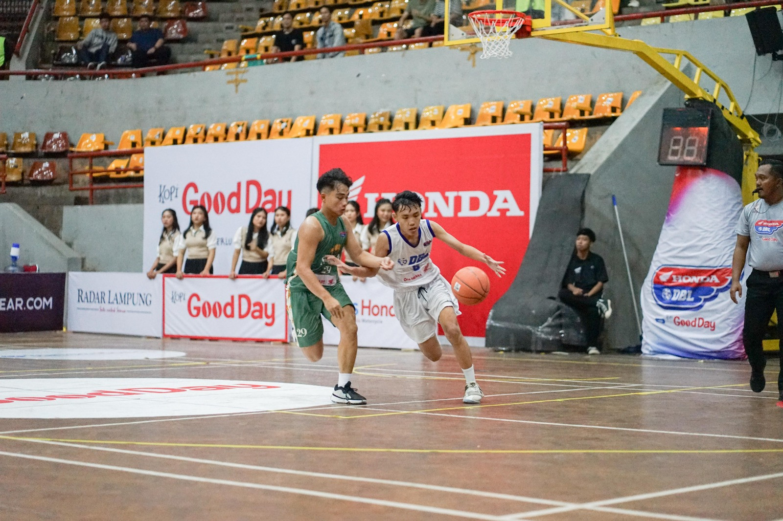 Hasil DBL Lampung: Debutan Pulang, Putra dan Putri Saga Menang! | DBL ID Hasil DBL Lampung: Debutan Pulang, Putra dan Putri Saga Menang! | DBL ID